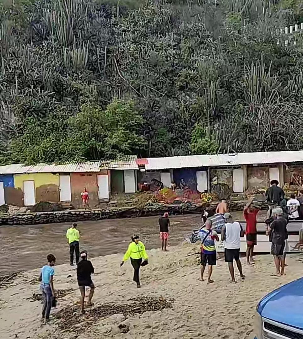Se desbordó río Tipire en Choroní tras fuertes precipitaciones